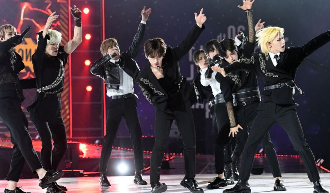 Le label Stray Kids JYP se développe en Amérique