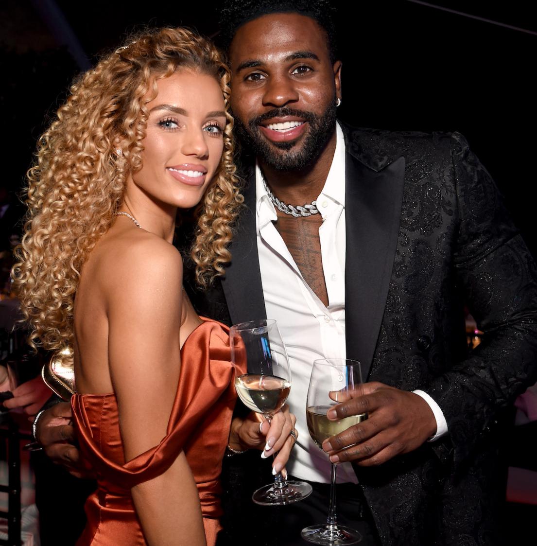 L'ex-petite amie de Jason Derulo le blâme en tant que partenaire et père